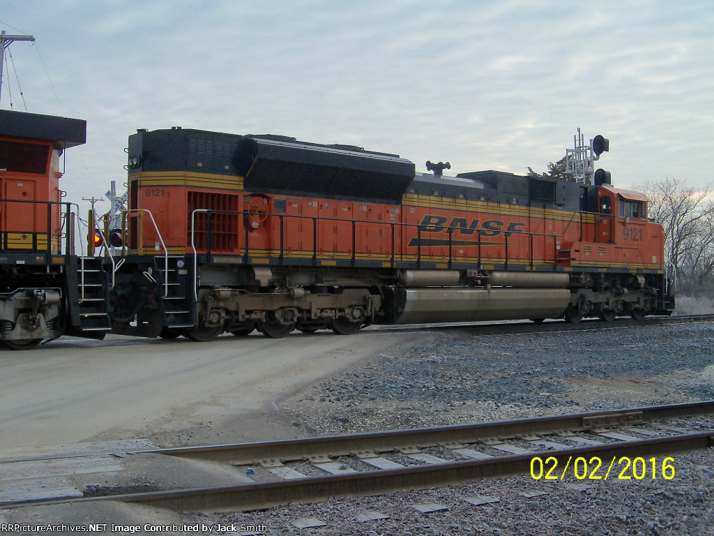 BNSF 9121